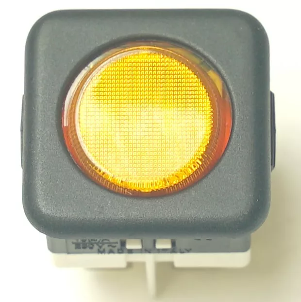 V.4398 ROCKER SWITCH - YELLOW | 1st-line.com